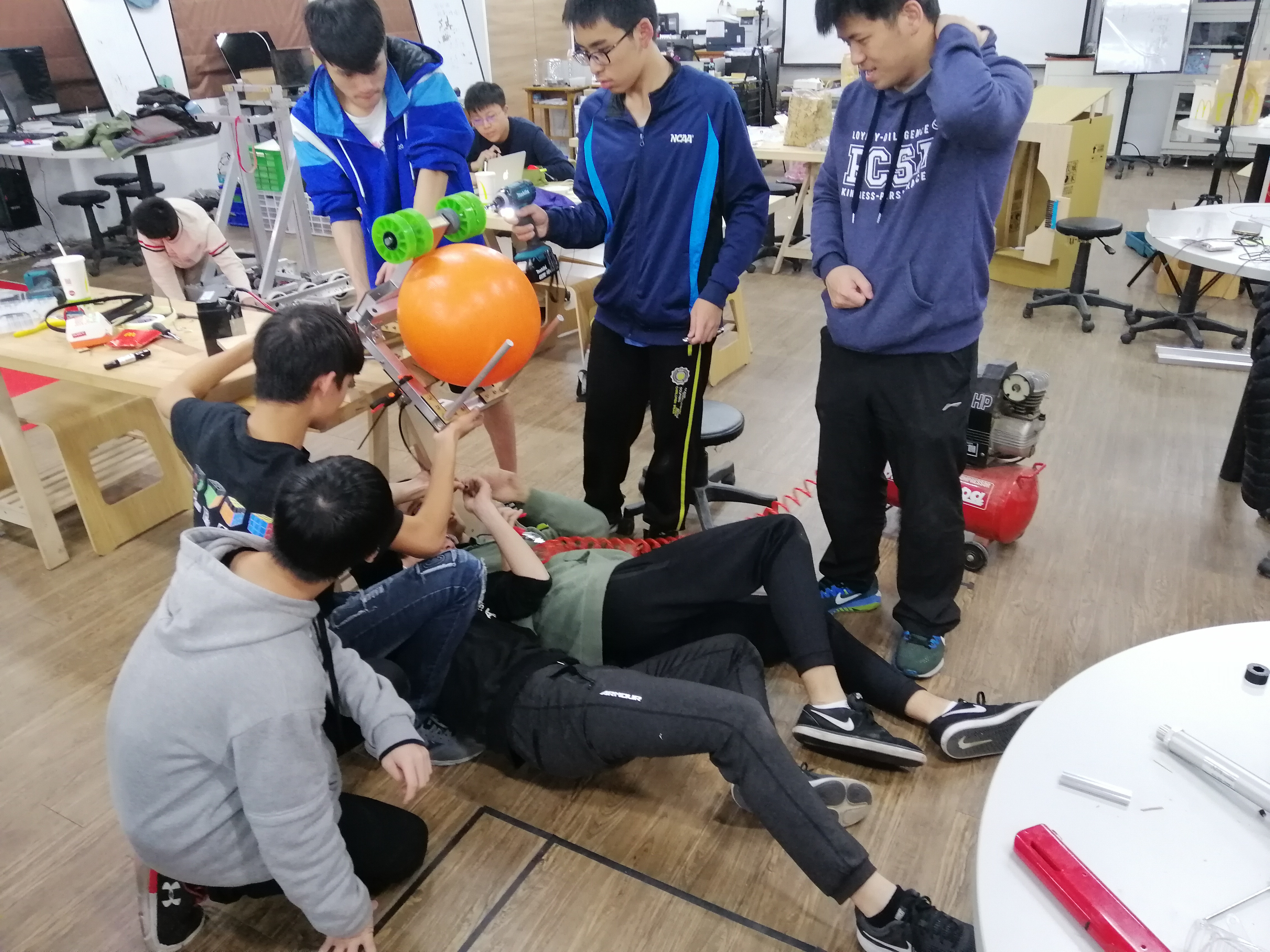 國際機器人競賽:前進澳洲 FRC_7709｜flyingV